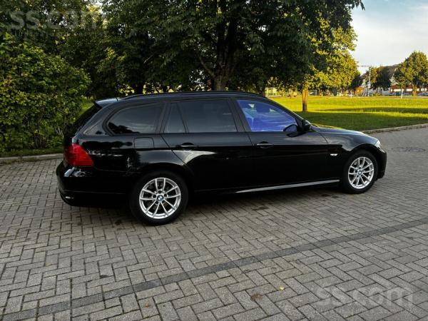 Melns BMW 318 2010 Rīga, ar dzinēja tilpumu 2.00 L un nobraukumu 340 tūkst. km par 4390 €, foto 3 vietnē AUTOMOTO.COM.LV