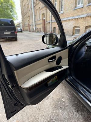 Black BMW 318 2010 in Riga, with an engine capacity of 2.00 L and mileage of 348 thousand km for 4750 €, photo 8 on AUTOMOTO.COM.LV