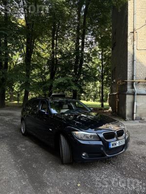 Black BMW 318 2010 in Riga, with an engine capacity of 2.00 L and mileage of 348 thousand km for 4750 €, photo 12 on AUTOMOTO.COM.LV