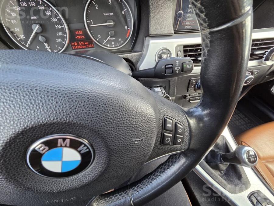 Melns BMW 318 2010 Kuldīga, ar dzinēja tilpumu 2.00 L un nobraukumu 314 tūkst. km par 5300 €, foto 14 vietnē AUTOMOTO.COM.LV
