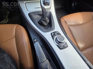 Melns BMW 318 2010 Kuldīga, ar dzinēja tilpumu 2.00 L un nobraukumu 314 tūkst. km par 5300 €, foto 16 vietnē AUTOMOTO.COM.LV
