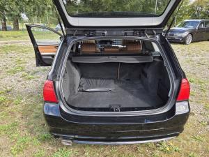 Melns BMW 318 2010 Kuldīga, ar dzinēja tilpumu 2.00 L un nobraukumu 314 tūkst. km par 5300 €, foto 21 vietnē AUTOMOTO.COM.LV
