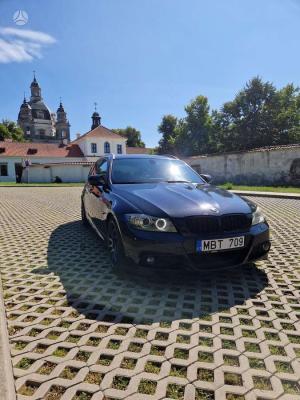 Black BMW 318 2010 in Kaunas, with an engine capacity of 2.00 L and mileage of 281 thousand km for 7500 €, photo 5 on AUTOMOTO.COM.LV