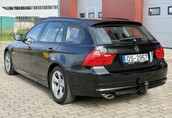 Melns BMW 318 2010 Rīga, ar dzinēja tilpumu 2.00 L un nobraukumu 347 tūkst. km par 3890 €, foto 7 vietnē AUTOMOTO.COM.LV