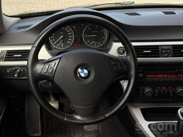 Melns BMW 318 2010 Rīga, ar dzinēja tilpumu 2.00 L un nobraukumu 347 tūkst. km par 3890 €, foto 10 vietnē AUTOMOTO.COM.LV