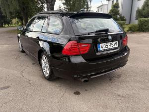 Black BMW 318 2010 in Kaunas, with an engine capacity of 2.00 L and mileage of 219 thousand km for 3600 €, photo 10 on AUTOMOTO.COM.LV