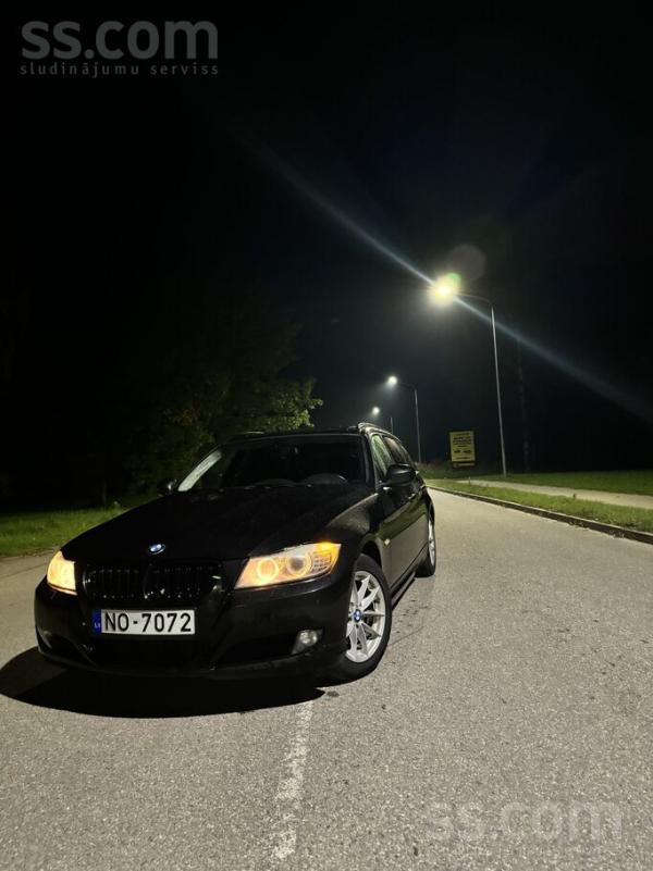 Black BMW 318 2010 in Valmiera, with an engine capacity of 2.00 L and mileage of 298 thousand km for 5000 €, photo 1 on AUTOMOTO.COM.LV