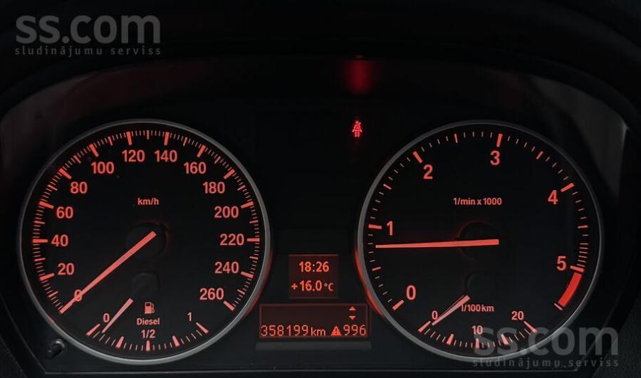 Melns BMW 318 2010 Rīga, ar dzinēja tilpumu 2.00 L un nobraukumu 358 tūkst. km par 4400 €, foto 10 vietnē AUTOMOTO.COM.LV