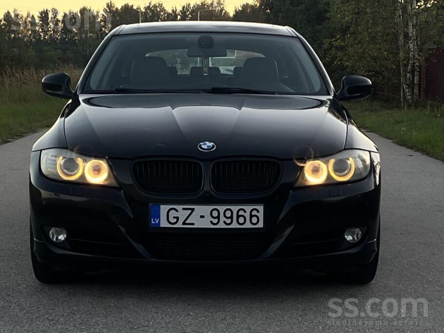 Melns BMW 318 2010 Rīga, ar dzinēja tilpumu 2.00 L un nobraukumu 368 tūkst. km par 4890 €, foto 10 vietnē AUTOMOTO.COM.LV