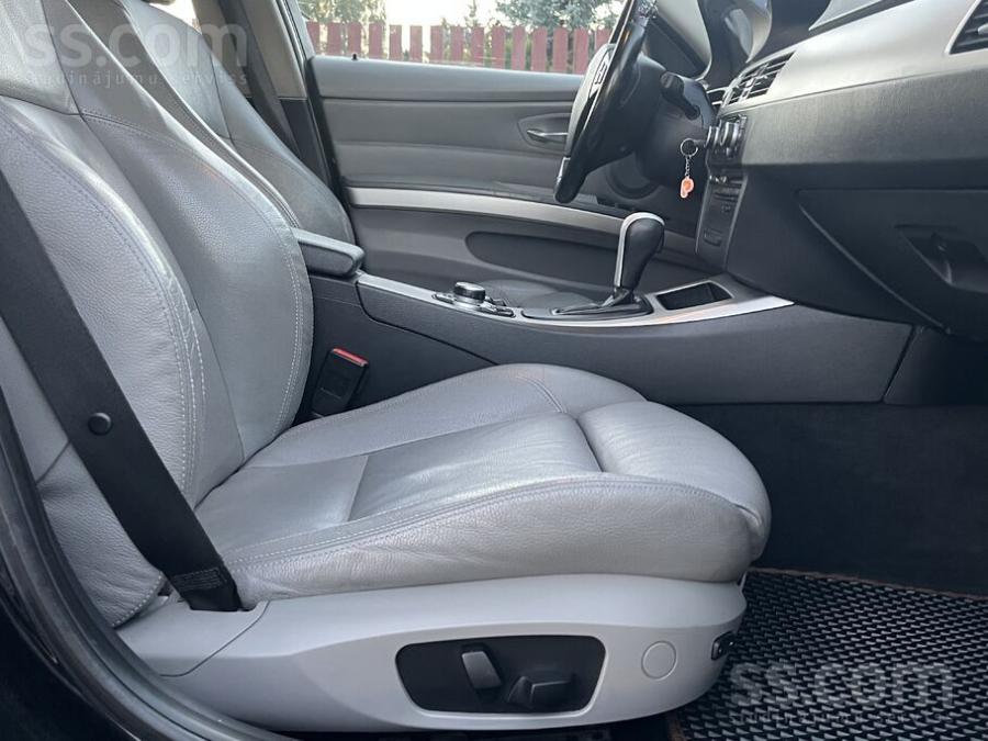 Melns BMW 318 2010 Rīga, ar dzinēja tilpumu 2.00 L un nobraukumu 368 tūkst. km par 4890 €, foto 22 vietnē AUTOMOTO.COM.LV