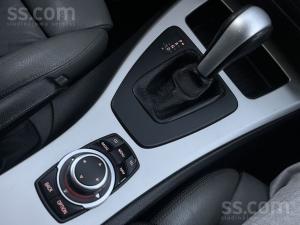 Melns BMW 318 2010 Rīga, ar dzinēja tilpumu 2.00 L un nobraukumu 368 tūkst. km par 4890 €, foto 40 vietnē AUTOMOTO.COM.LV
