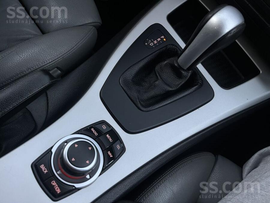 Melns BMW 318 2010 Rīga, ar dzinēja tilpumu 2.00 L un nobraukumu 368 tūkst. km par 4890 €, foto 41 vietnē AUTOMOTO.COM.LV