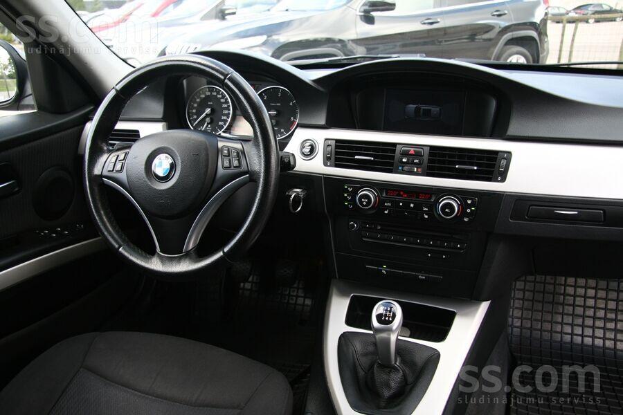 Black BMW 318 2010 in Tukums, with an engine capacity of 2.00 L and mileage of 278 thousand km for 3900 €, photo 9 on AUTOMOTO.COM.LV