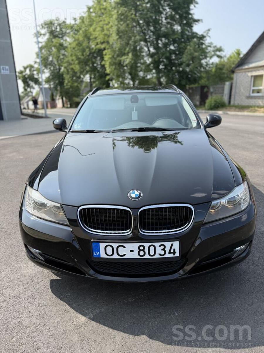 Melns BMW 318 2011 Daugavpils, ar dzinēja tilpumu 2.00 L un nobraukumu 246 tūkst. km par 5750 €, foto 1 vietnē AUTOMOTO.COM.LV