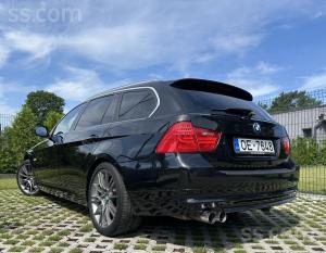 Melns BMW 318 2011 Jūrmala, ar dzinēja tilpumu 2.00 L un nobraukumu 225 tūkst. km par 7200 €, foto 2 vietnē AUTOMOTO.COM.LV