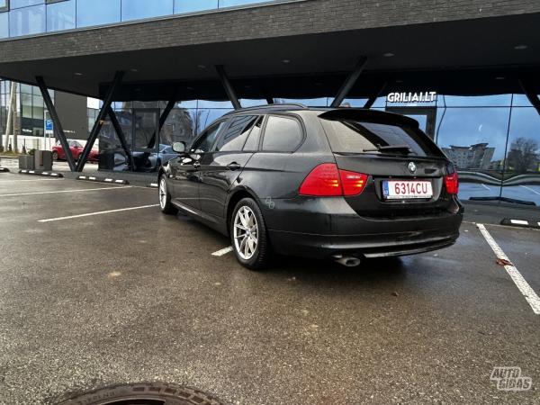 Melns BMW 318 2011 Kauņa, ar dzinēja tilpumu 2.00 L un nobraukumu 347 tūkst. km par 4700 €, foto 7 vietnē AUTOMOTO.COM.LV