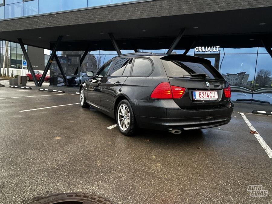 Melns BMW 318 2011 Kauņa, ar dzinēja tilpumu 2.00 L un nobraukumu 347 tūkst. km par 4700 €, foto 7 vietnē AUTOMOTO.COM.LV