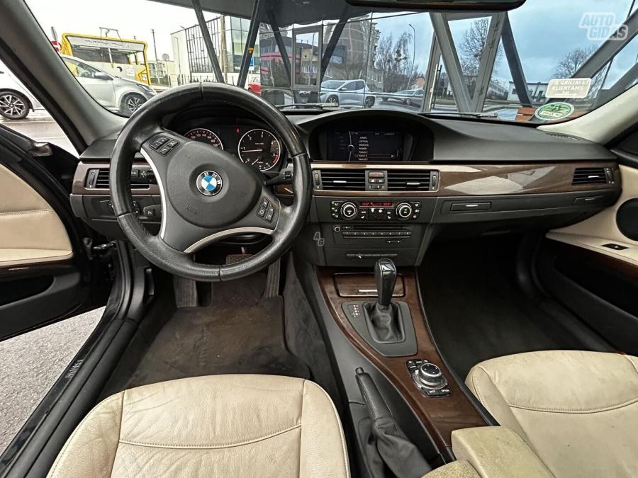 Melns BMW 318 2011 Kauņa, ar dzinēja tilpumu 2.00 L un nobraukumu 347 tūkst. km par 4700 €, foto 11 vietnē AUTOMOTO.COM.LV