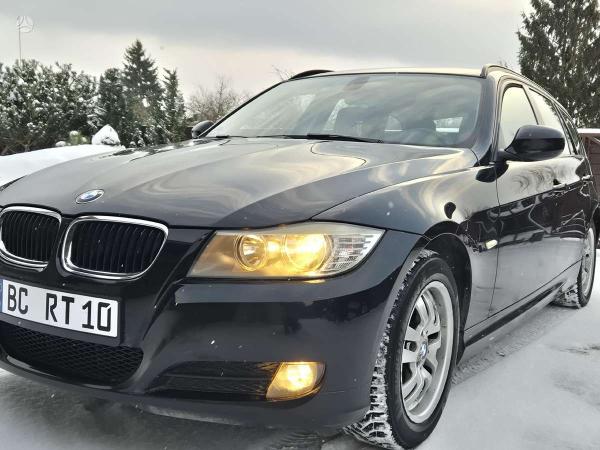 Melns BMW 318 2011 Šauļi, ar dzinēja tilpumu 2.00 L un nobraukumu 270 tūkst. km par 4650 €, foto 1 vietnē AUTOMOTO.COM.LV
