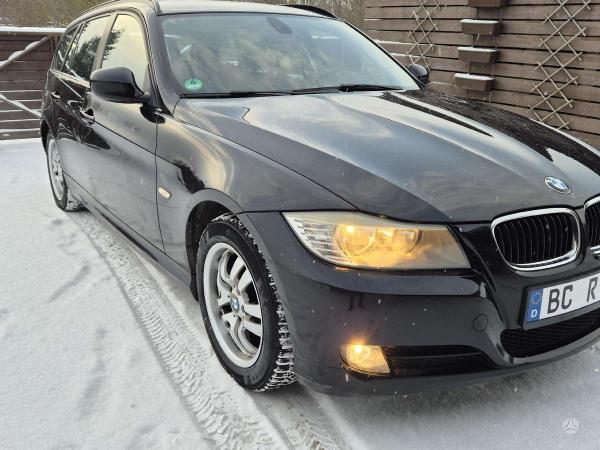 Melns BMW 318 2011 Šauļi, ar dzinēja tilpumu 2.00 L un nobraukumu 270 tūkst. km par 4650 €, foto 7 vietnē AUTOMOTO.COM.LV
