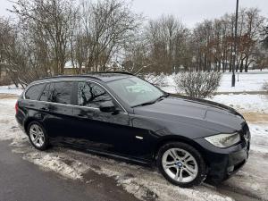 Black BMW 318 2011 in Panevezys, with an engine capacity of 2.00 L and mileage of 274 thousand km for 5100 €, photo 5 on AUTOMOTO.COM.LV