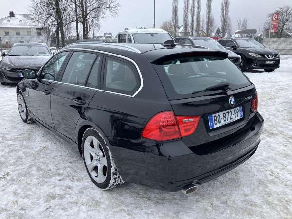 Black BMW 318 2011 in Taurage, with an engine capacity of 2.00 L and mileage of 279 thousand km for 4900 €, photo 4 on AUTOMOTO.COM.LV