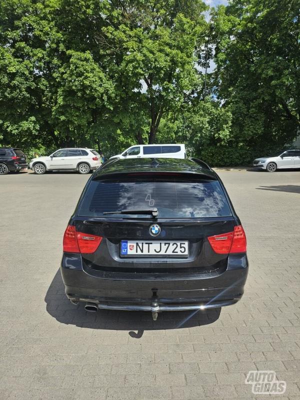 Melns BMW 318 2011 Viļņa, ar dzinēja tilpumu 2.00 L un nobraukumu 362 tūkst. km par 3800 €, foto 3 vietnē AUTOMOTO.COM.LV