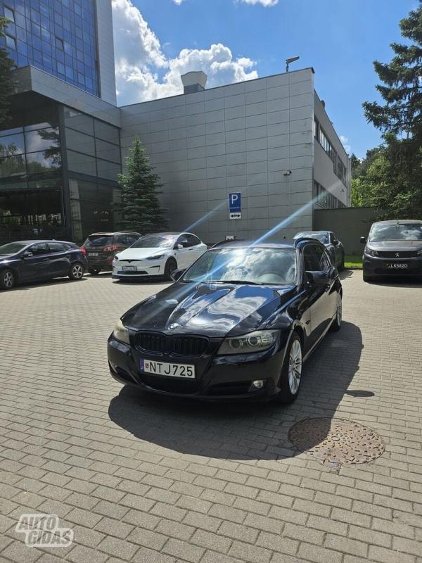 Melns BMW 318 2011 Viļņa, ar dzinēja tilpumu 2.00 L un nobraukumu 362 tūkst. km par 3800 €, foto 1 vietnē AUTOMOTO.COM.LV