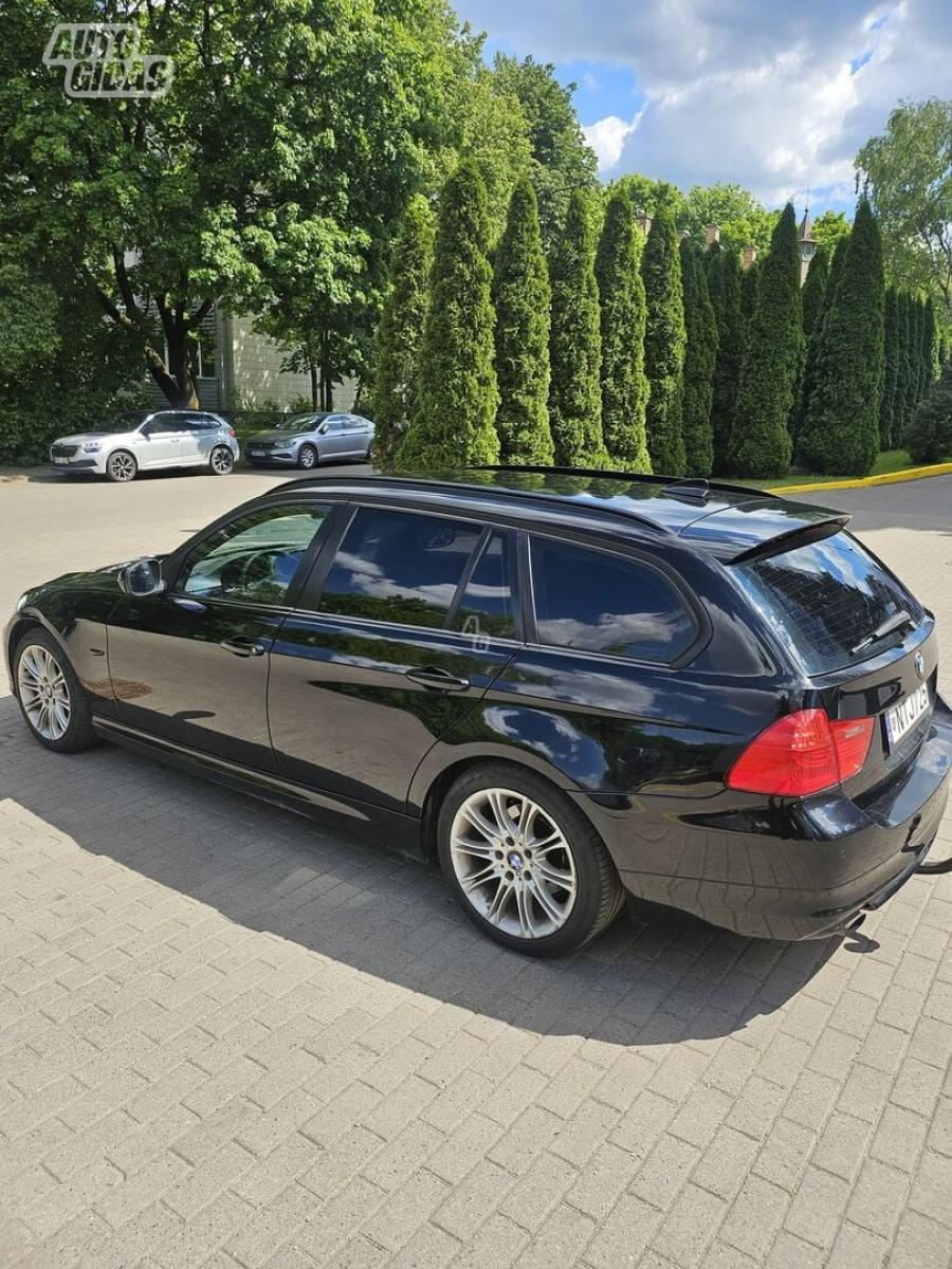 Melns BMW 318 2011 Viļņa, ar dzinēja tilpumu 2.00 L un nobraukumu 362 tūkst. km par 3800 €, foto 3 vietnē AUTOMOTO.COM.LV