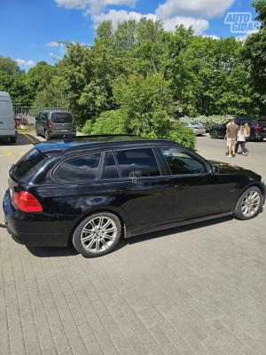 Melns BMW 318 2011 Viļņa, ar dzinēja tilpumu 2.00 L un nobraukumu 362 tūkst. km par 3800 €, foto 5 vietnē AUTOMOTO.COM.LV
