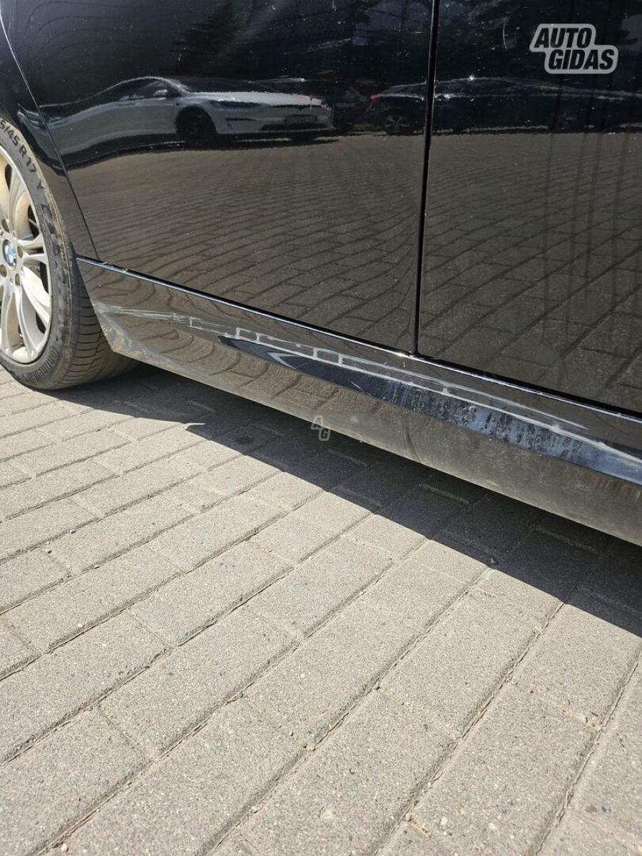 Melns BMW 318 2011 Viļņa, ar dzinēja tilpumu 2.00 L un nobraukumu 362 tūkst. km par 3800 €, foto 13 vietnē AUTOMOTO.COM.LV