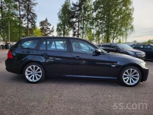 Melns BMW 318 2011 Rīga, ar dzinēja tilpumu 2.00 L un nobraukumu 0 tūkst. km par 4990 €, foto 5 vietnē AUTOMOTO.COM.LV