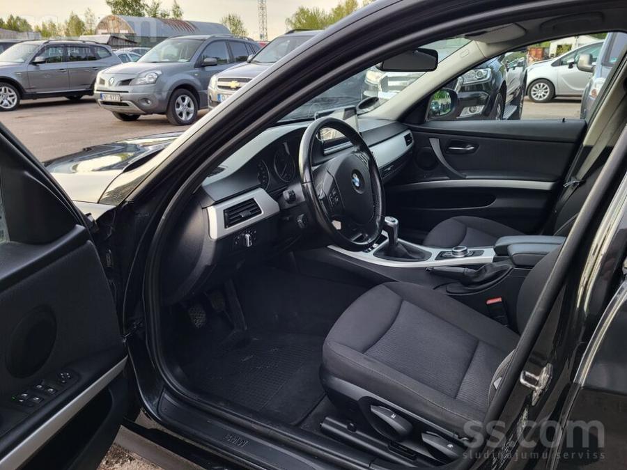 Melns BMW 318 2011 Rīga, ar dzinēja tilpumu 2.00 L un nobraukumu 0 tūkst. km par 4990 €, foto 10 vietnē AUTOMOTO.COM.LV