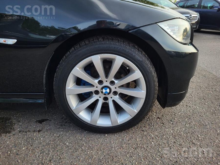 Melns BMW 318 2011 Rīga, ar dzinēja tilpumu 2.00 L un nobraukumu 0 tūkst. km par 4990 €, foto 20 vietnē AUTOMOTO.COM.LV