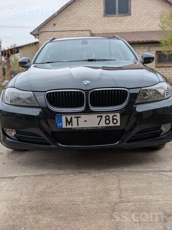 Black BMW 318 2011 in Aizkraukle, with an engine capacity of 2.00 L and mileage of 270 thousand km for 3750 €, photo 1 on AUTOMOTO.COM.LV