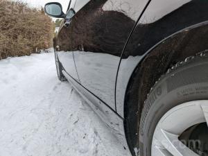Black BMW 318 2011 in Jurmala, with an engine capacity of 2.00 L and mileage of 290 thousand km for 4250 €, photo 9 on AUTOMOTO.COM.LV