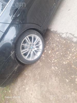 Black BMW 318 2011 in Ogre, with an engine capacity of 2.00 L and mileage of 395 thousand km for 3000 €, photo 5 on AUTOMOTO.COM.LV