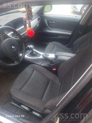 Black BMW 318 2011 in Ogre, with an engine capacity of 2.00 L and mileage of 395 thousand km for 3000 €, photo 13 on AUTOMOTO.COM.LV