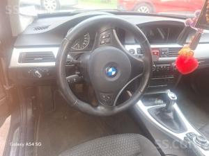 Black BMW 318 2011 in Ogre, with an engine capacity of 2.00 L and mileage of 395 thousand km for 3000 €, photo 14 on AUTOMOTO.COM.LV