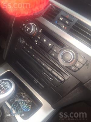Black BMW 318 2011 in Ogre, with an engine capacity of 2.00 L and mileage of 395 thousand km for 3000 €, photo 18 on AUTOMOTO.COM.LV