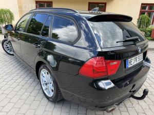 Black BMW 318 2011 in Riga, with an engine capacity of 2.00 L and mileage of 295 thousand km for 5850 €, photo 7 on AUTOMOTO.COM.LV