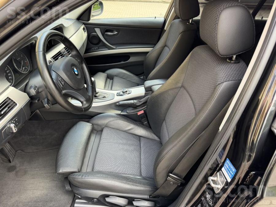 Black BMW 318 2011 in Riga, with an engine capacity of 2.00 L and mileage of 295 thousand km for 5850 €, photo 17 on AUTOMOTO.COM.LV