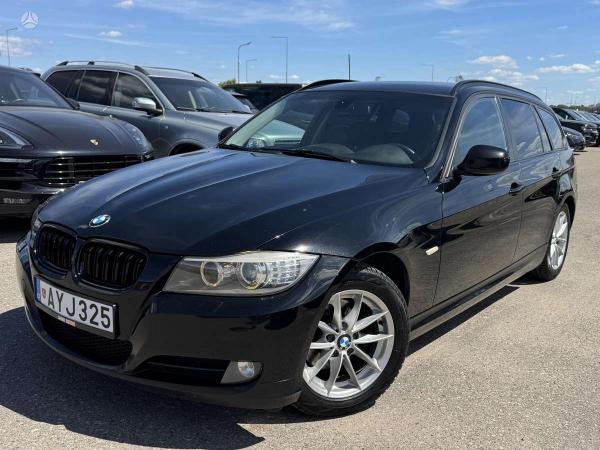 Melns BMW 318 2011 Viļņa, ar dzinēja tilpumu 2.00 L un nobraukumu 348 tūkst. km par 3890 €, foto 3 vietnē AUTOMOTO.COM.LV