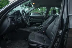Black BMW 318 2011 in Liepaja, with an engine capacity of 2.00 L and mileage of 252 thousand km for 6500 €, photo 9 on AUTOMOTO.COM.LV