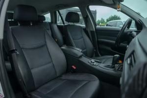 Black BMW 318 2011 in Liepaja, with an engine capacity of 2.00 L and mileage of 252 thousand km for 6500 €, photo 13 on AUTOMOTO.COM.LV