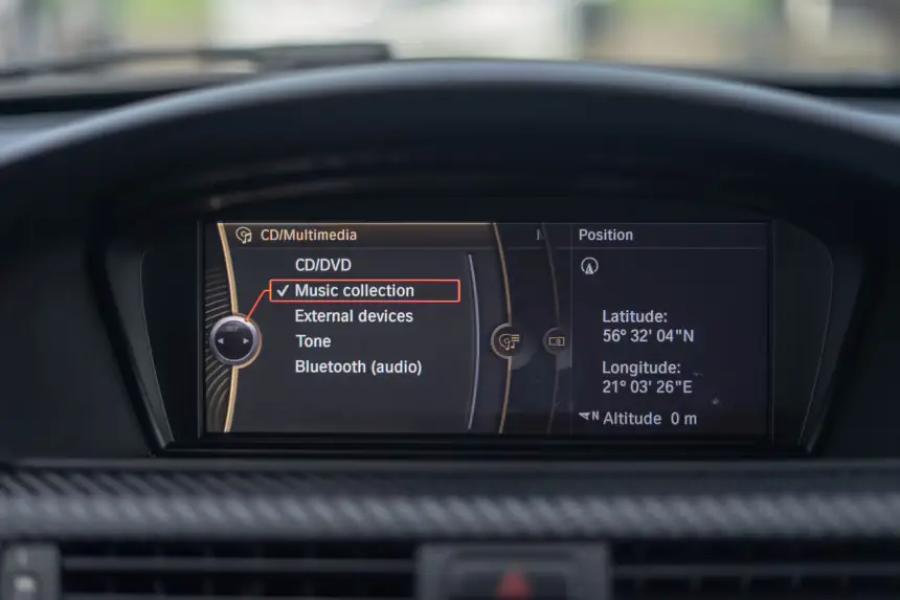 Black BMW 318 2011 in Liepaja, with an engine capacity of 2.00 L and mileage of 252 thousand km for 6500 €, photo 23 on AUTOMOTO.COM.LV