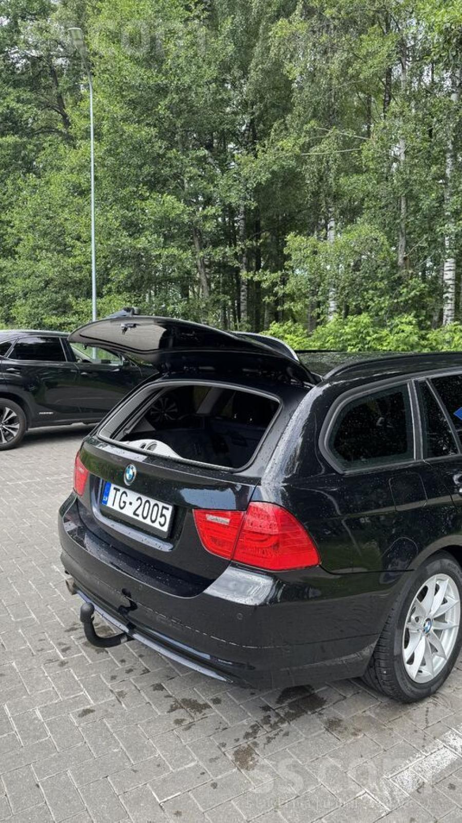 Melns BMW 318 2011 Rīga, ar dzinēja tilpumu 2.00 L un nobraukumu 296 tūkst. km par 6100 €, foto 8 vietnē AUTOMOTO.COM.LV