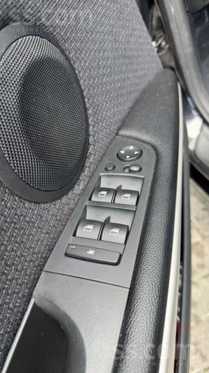 Melns BMW 318 2011 Rīga, ar dzinēja tilpumu 2.00 L un nobraukumu 296 tūkst. km par 6100 €, foto 12 vietnē AUTOMOTO.COM.LV