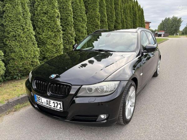 Melns BMW 318 2011 Panevēža, ar dzinēja tilpumu 2.00 L un nobraukumu 284 tūkst. km par 4350 €, foto 2 vietnē AUTOMOTO.COM.LV