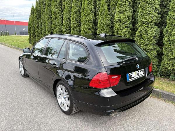 Melns BMW 318 2011 Panevēža, ar dzinēja tilpumu 2.00 L un nobraukumu 284 tūkst. km par 4350 €, foto 4 vietnē AUTOMOTO.COM.LV